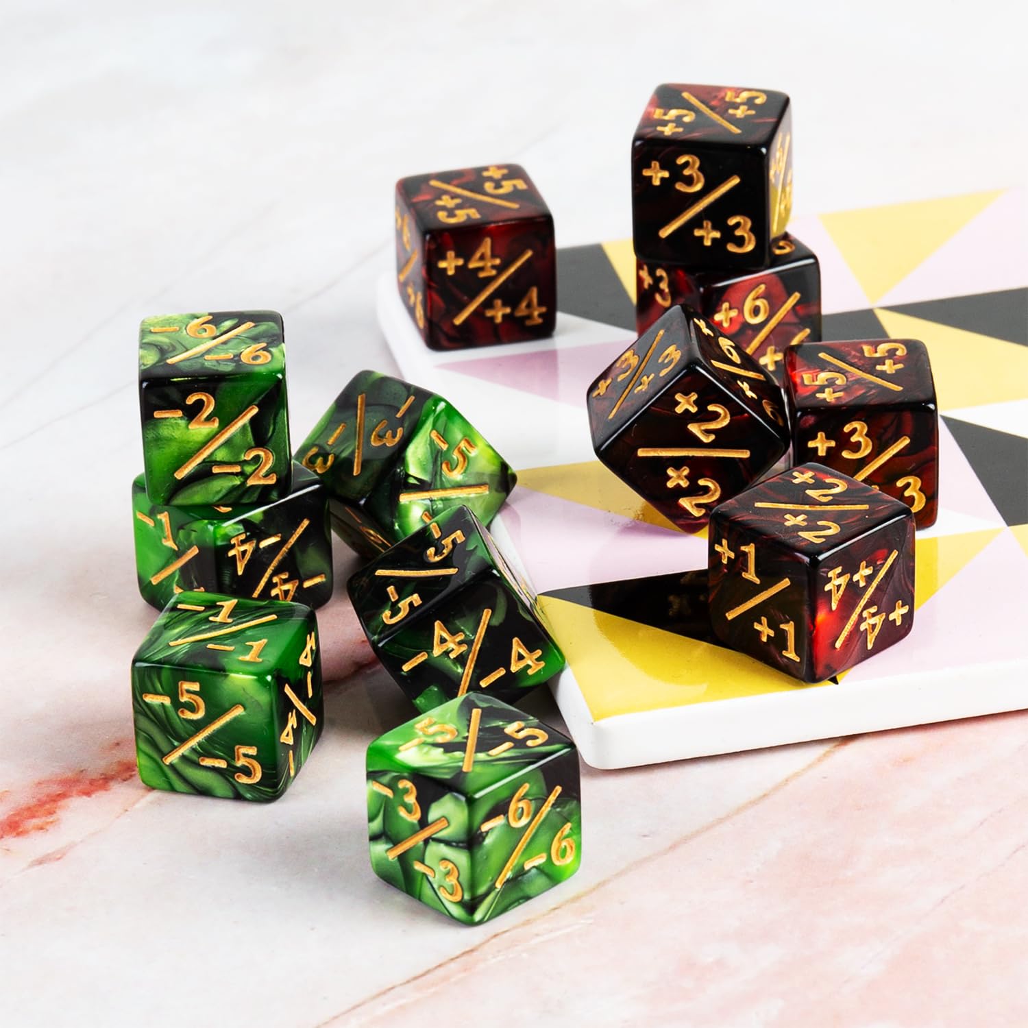 24 Pieces MTG Dice Counter Magic The Gathering Counters +1/+1 Dice Set Loyalty Life Tokens Gifts for Cards Gaming Accessories (Ruby, Emerald)