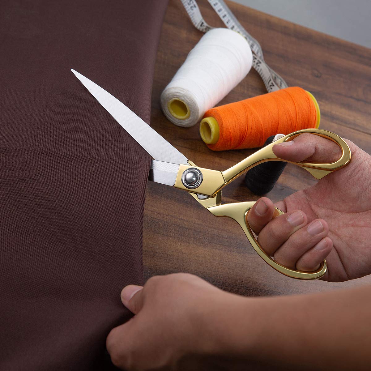 10.5'' Fabric Scissors Stainless Steel sharp Tailor Scissors clothing scissors Professional Heavy Duty Dressmaking Shears Sewing Tailor (Golden)