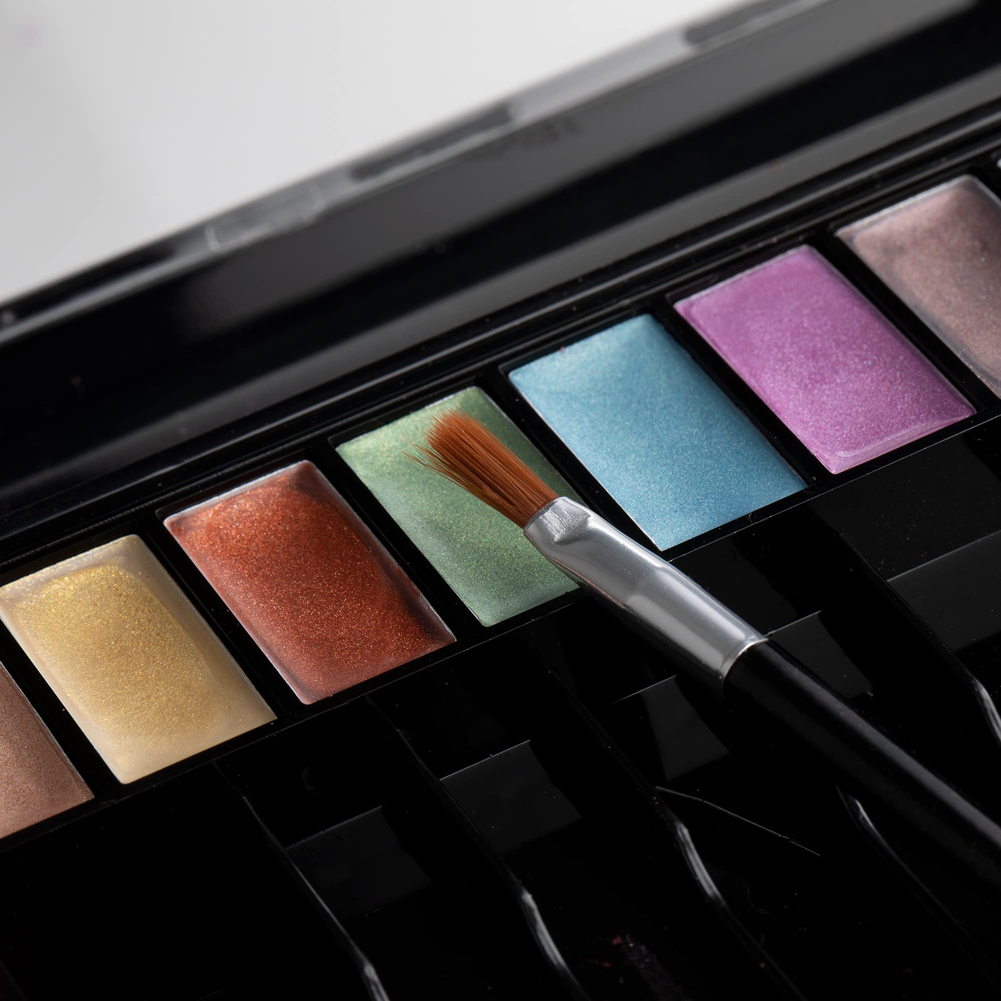 DUER LIKA Professional Makeup Kit for Women with Mirror 120 Colors Cosmetic Makeup Gift Set Combination with Eyeshadow Facial Blusher Eyebrow Powder Face Concealer Powder Eyeliner Pencil MU28