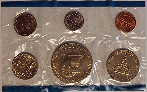 1976 United States Mint Uncirculated Coin Set in Original Government Packaging