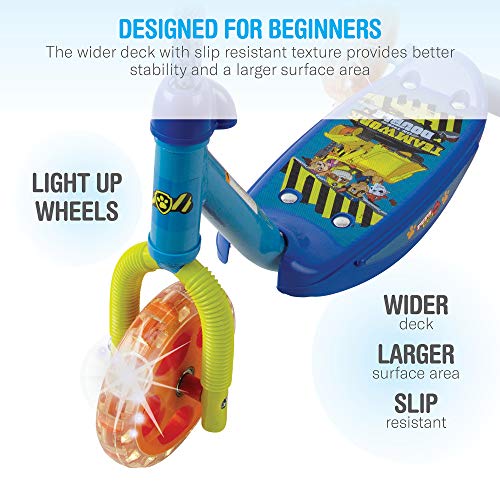 PlayWheels Paw Patrol 3-Wheel Scooter w/Light Up Wheels, Chase