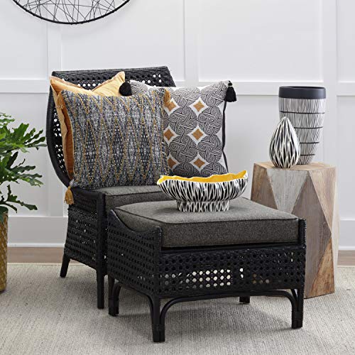 Pillow Perfect Indoor Hiawatha Gold 18 Inch Throw Pillow, 18 X 18 X 5