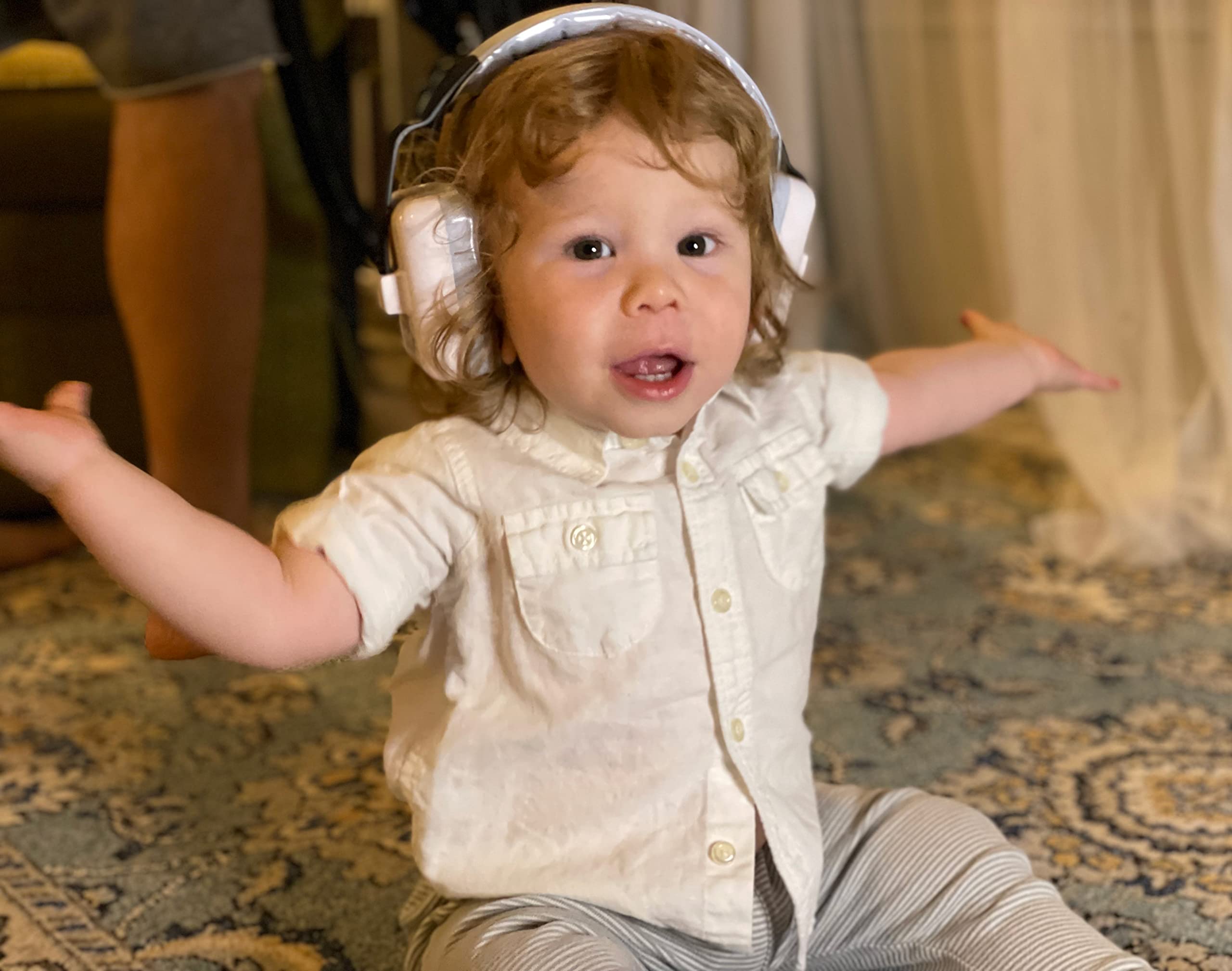 DECIBEL DEFENSE Junior Kids Ear Protection 28dB NRR Noise Reduction Hearing Protection Earmuffs for Infants Babies & Toddlers, Blue, Regular