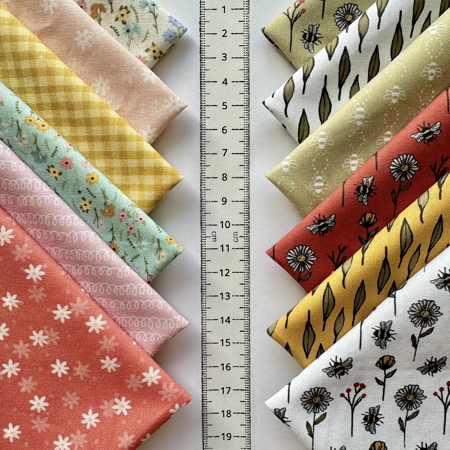 100% Cotton Fabric Squares – 60pcs 8x8 inches Precut Quilting Bundle for Sewing and Crafting, Turkish Quality Fabric (Wild Animals, #5)