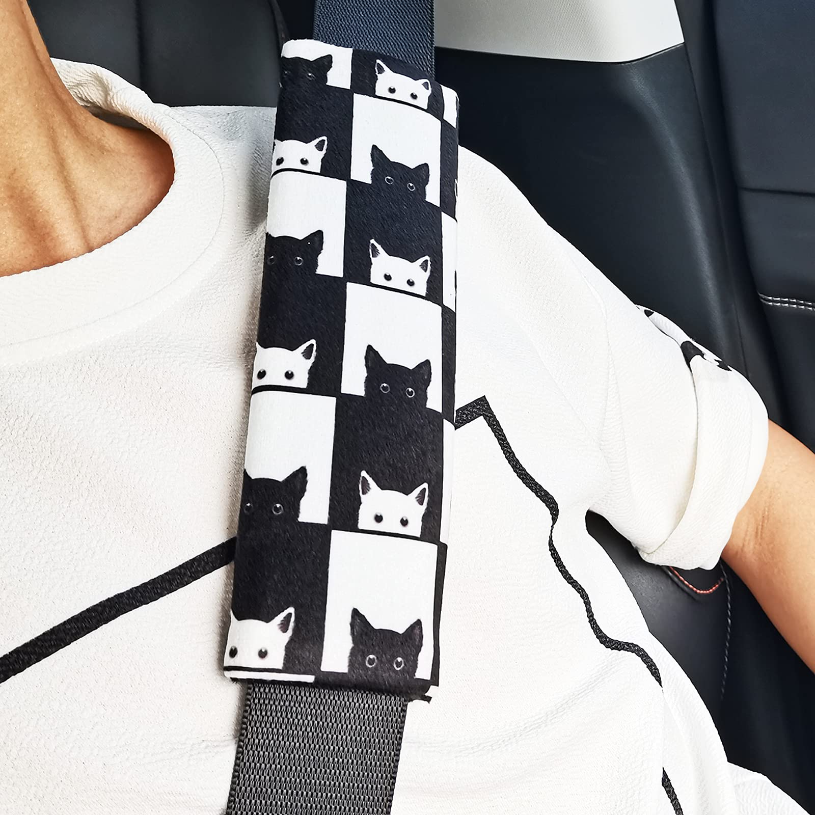 2Pcs Car Seat Belt Cover for Adults Kids,Car Seat Strap Covers,Car Seat Strap Pads,Soft Comfort Car Seat Belt Pillow Cushion,Universal Car Seat Belt Shoulder Strap Pad Covers (Black and White Cats)