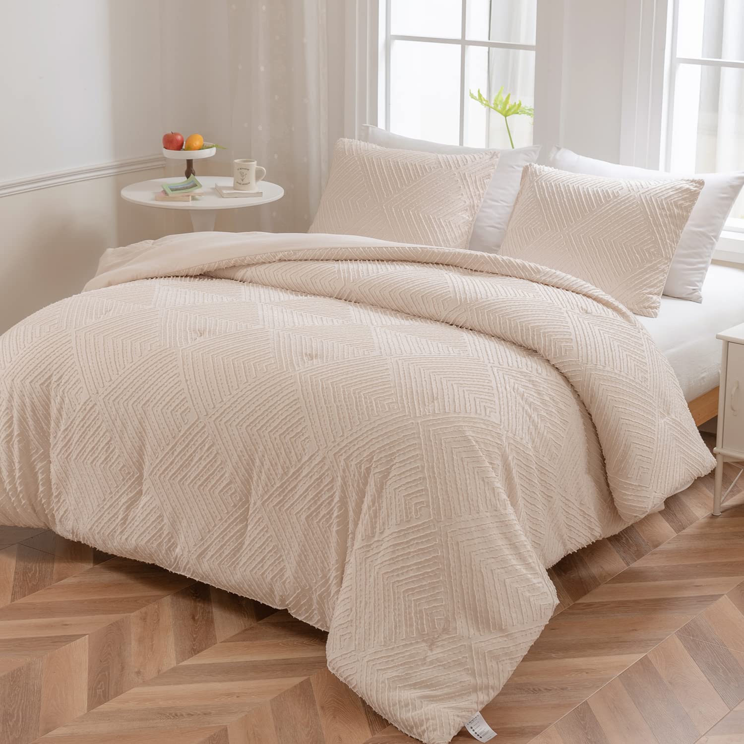 LAVACHEY Twin/Twin XL Comforter Set, White Tufted Boho Twin Size Bed Comforter Set for Girls Boys, Lightweight Kids Comforter Sets All Seasons (1Comforter 68"x90" & 1 Pillowcase 20''X26)