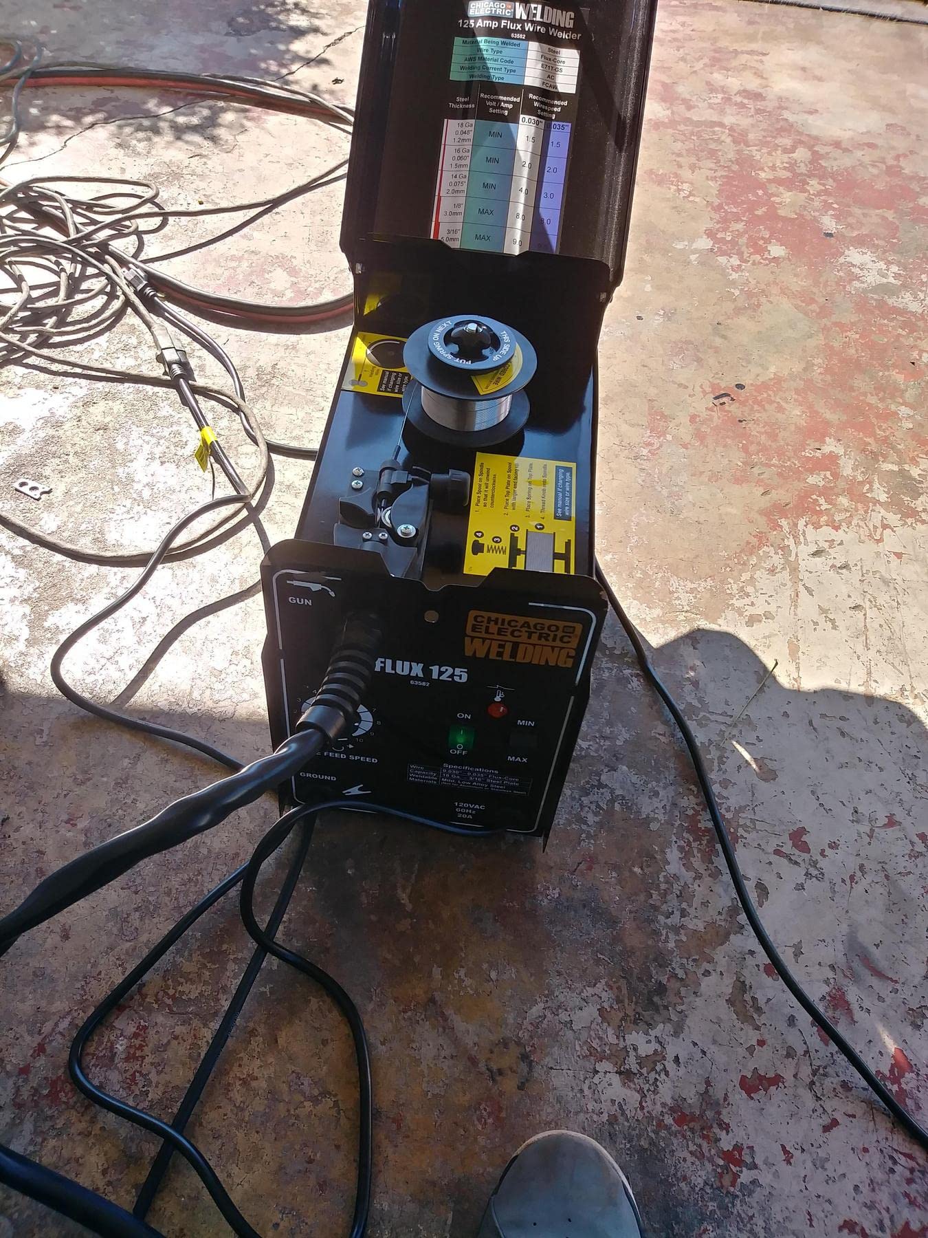 125 Amp 120 Volt/20 Amp Flux Core Wire Welder