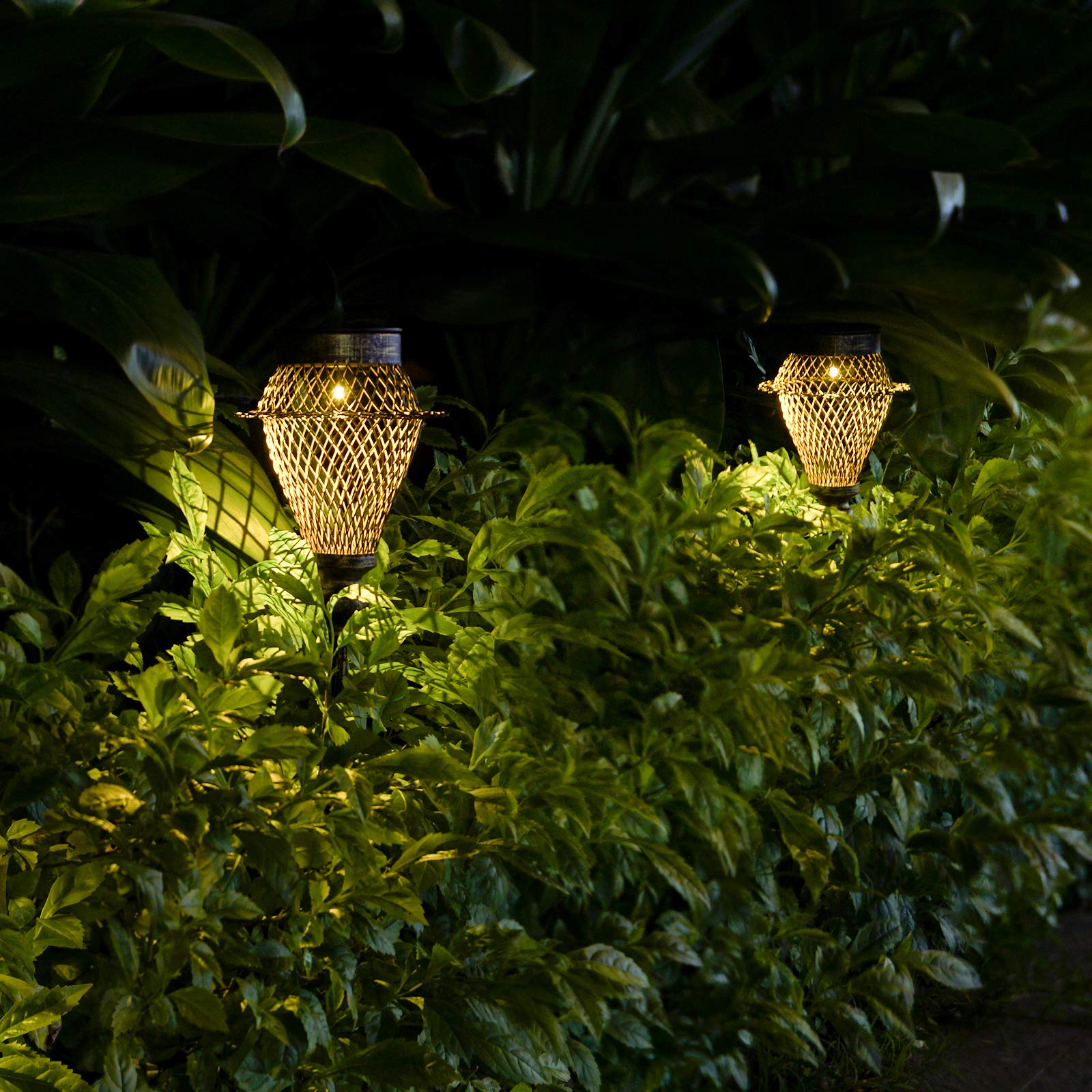 2 Pack Outdoor Solar Lights Pathway Garden Decor Light with Retro Metal Decorative Waterproof Solar-Powered for Pool Party Porch Yard Patio Pond Wedding(pattern1)