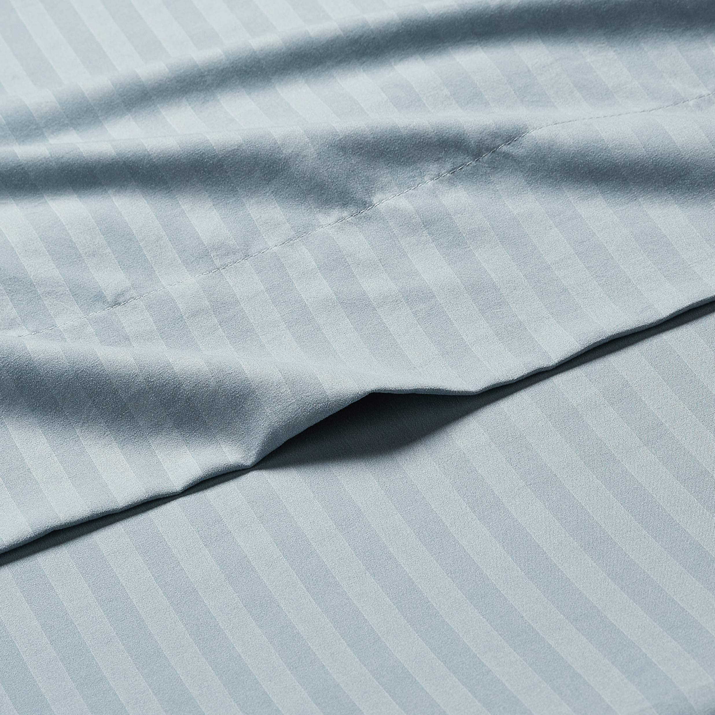 Amazon Basics Deluxe Microfiber Striped Sheet Set, Spa Blue,4 pieces, Queen