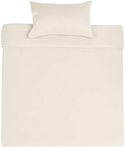 AmazonBasics Deluxe Microfiber Duvet Cover Set with pillow case(s) – 135x200cm, Beige