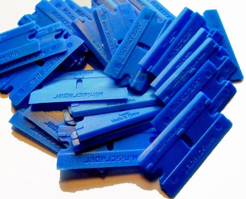 Razor Scraper with 20 Polycarbonate Double Edged Plastic Blades