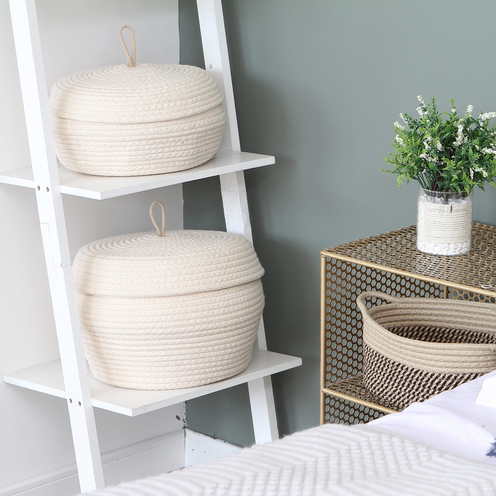Sea Team Round Cotton Rope Storage Basket with Lid, Decorative Woven Storage Bin, Pot, Caddy, Organizer, Container for Snacks, Towels, Plants, 13 x 9 Inches (Large, Cream)