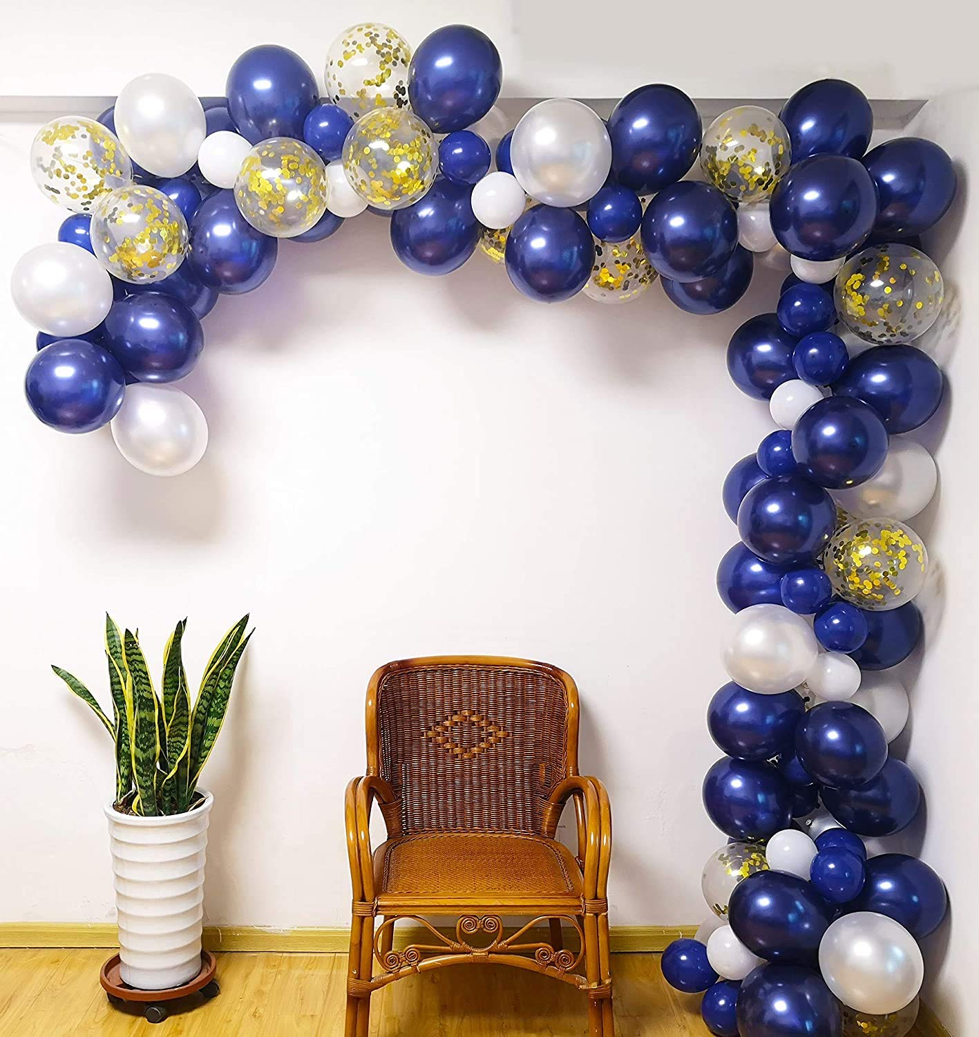 100 Pack Navy Blue Balloons 12 Inch Chrome Round Helium Pearl Dark Blue Balloons for Wedding Birthday Christmas Party Decoration (Navy Blue)