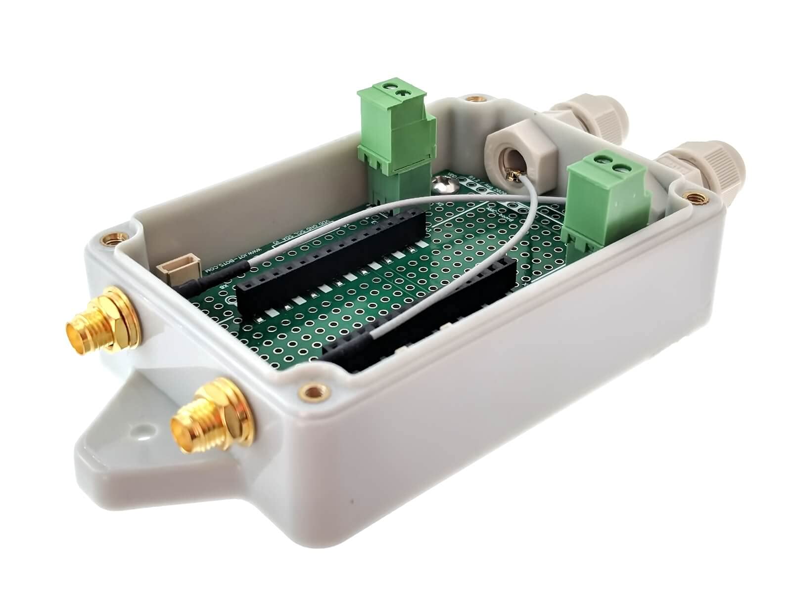 qBoxMini AMC DIY IOT Enclosure Kit (Two SMAs), IOT Enclosure for Arduino MKR ESP32 Cellular LoRa WiFi Board, Waterproof IP65 Enclosure with Glands, prototyping PCB connectors Set and Two SMAs