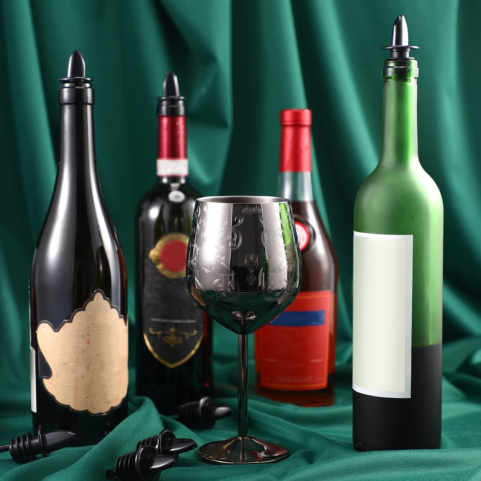 100 Packs Liquor Bottle Pourers Flow Pourers Plastic Spouts Black Bottle Pourers for Bars Clubs Pubs Restaurants Coffee Shops and Home