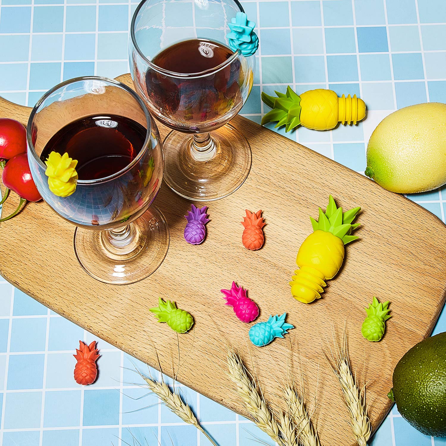 14 Pieces Pineapple Silicone Bottle Stopper Wine Glass Markers, Silicone Charms and Wine Stoppers Reusable Beverage Bottle Stoppers Tropic Wine Glass Charms for Wedding Party Gift