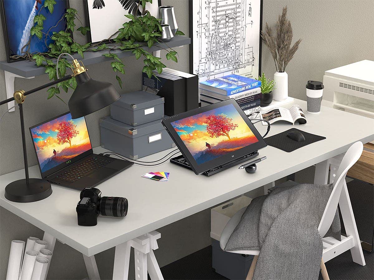 Monoprice Creator 16 Graphic Pen Display - 1.3 Feet - FHD, IPS, 8192 Pressure Levels, 5080 LPI, 266 RPS, 10 Express Keys, USB-C, macOS/Windows