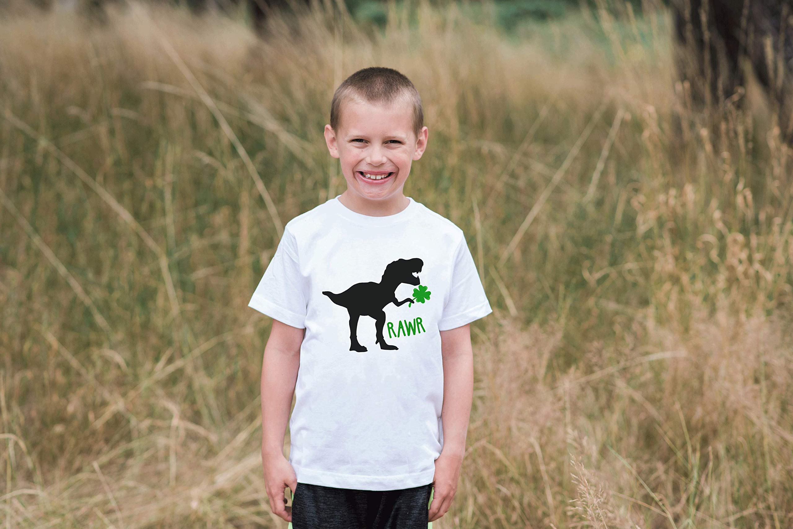 7 ate 9 Apparel Kids Dinosaur St. Patricks Day 2T T-Shirt Green
