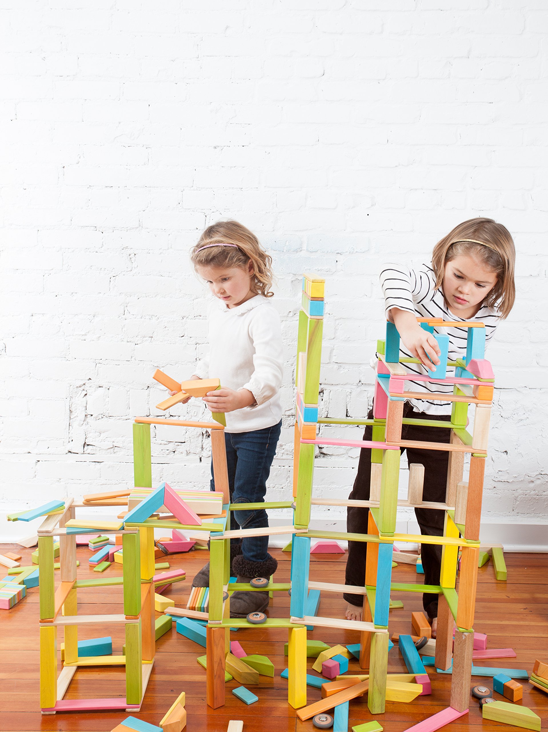 240 Piece Tegu Classroom Magnetic Wooden Block Set, Tints