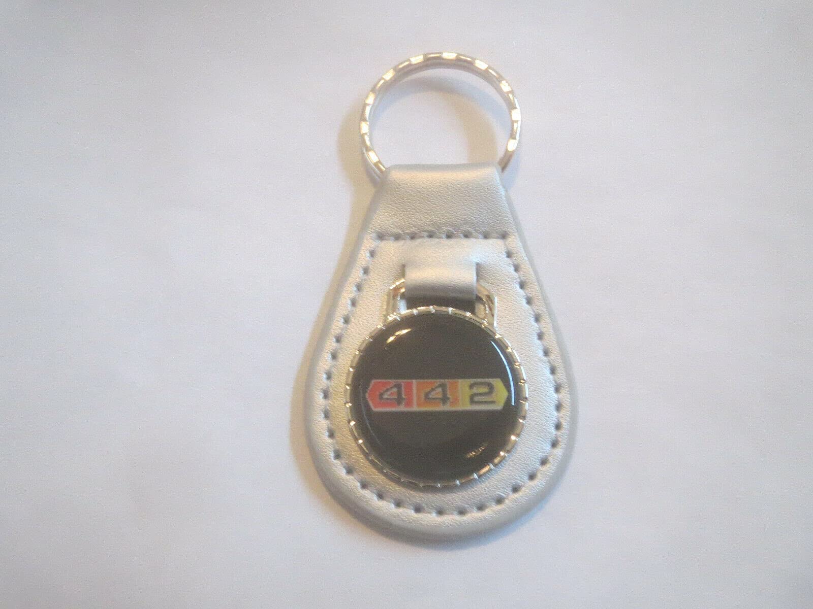 1965 1966 1967 1968 OLDS 442 4-4-2 TRI COLOR LOGO LEATHER KEYCHAIN - SILVER