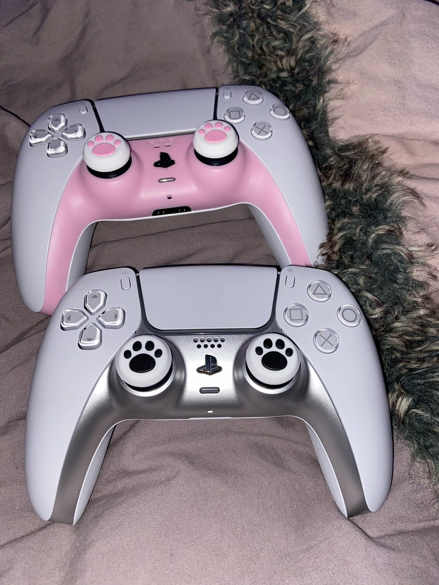 2PCS Cute Cat Paw Claw Analog Thumb Stick Grips Joystick Cover Cap for PS5 PS4 Pro PS3 Controller Thumbstick Cap for Xbox 360 Xbox One Slim X Elite Switch Pro Controller (Pack 5)