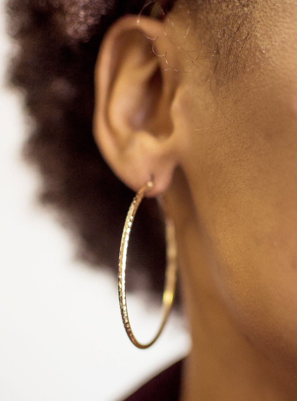 14K Yellow Gold Diamond Cut Tube Hoop Earrings, (2mm Tube) (50mm)