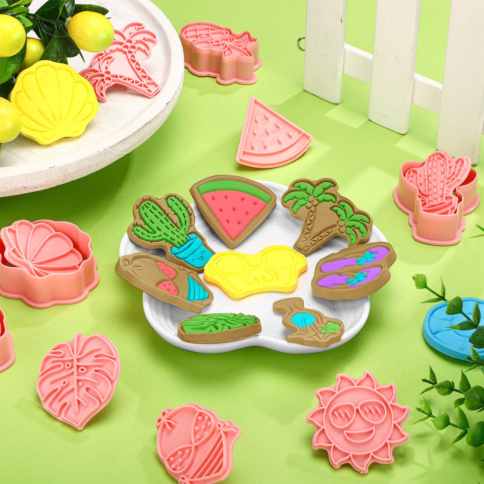 16 Pcs Summer Beach Cookie Cutters with Plunger Stamps Set Hawaiian Biscuit Mold 3D Fondant Cookie Stamper Pineapple Flamingo Cactus Sun Starfish Seashell Palm Tree for Baking Supplies