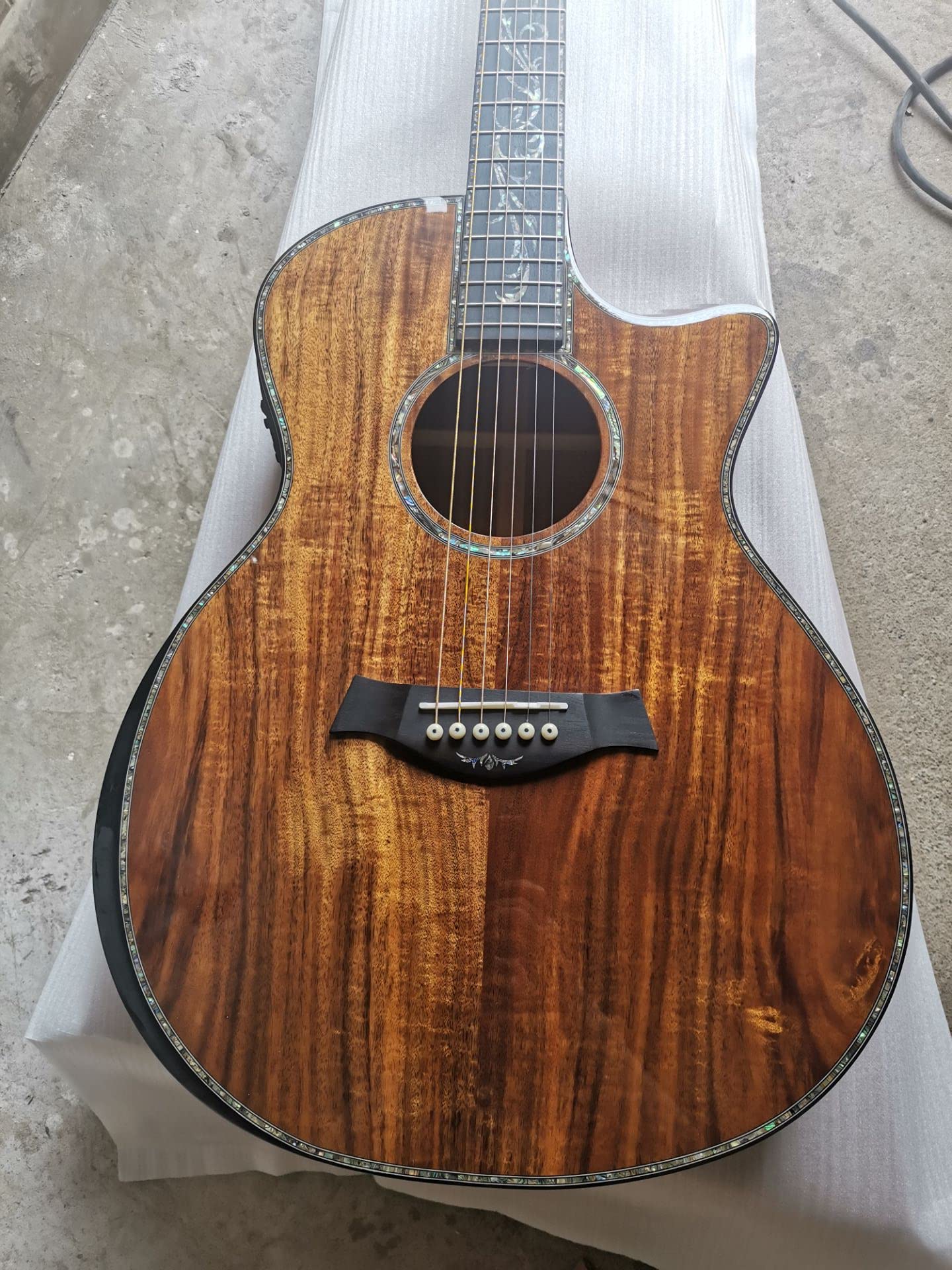41 Inches Wood Matte Finish Acoustic Guitar Ebony Fingerboard Inlays Beginner Guitar Guitar YYYSHOPP (Color : With hardcase, Size : 41 inches)