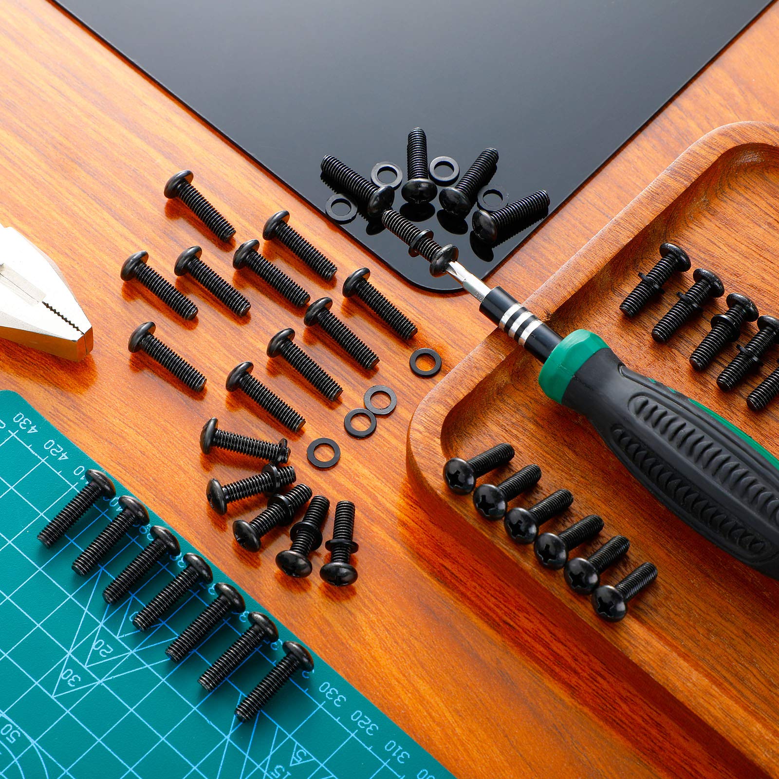 50 Sets Standard Size 10/32 Rack Screws with Washers Black Rack Mount Screws Rack Server Screws and Clip Nuts for Routers Cabinet Installation Enclosure, 3/4 Inch