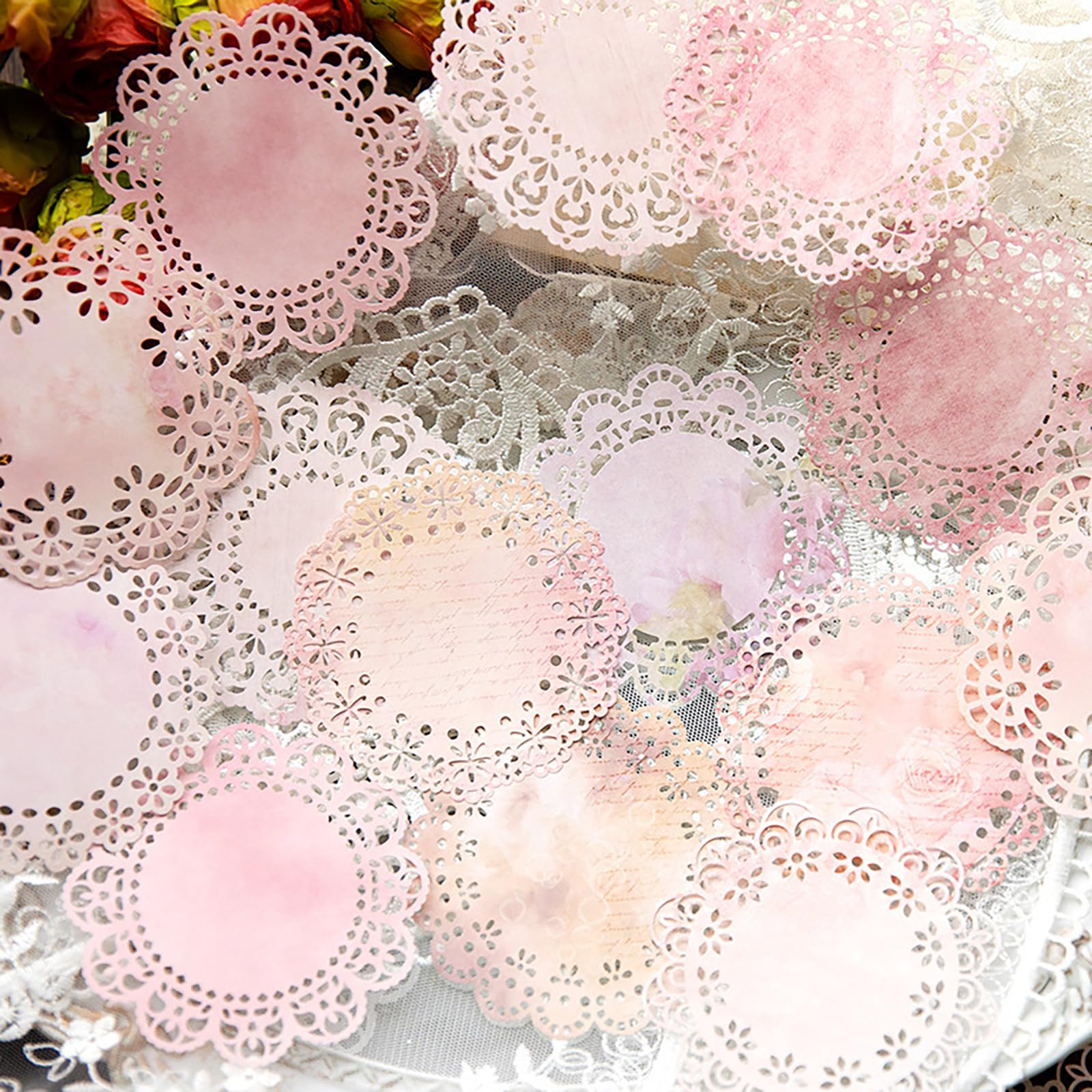 120 Pcs Lace Paper Decoupage Paper Round Lace Paper Lace Table Doilies for Aesthetic Journals Junk Journal Planners Vintage Journaling Supplies Crafts(A)