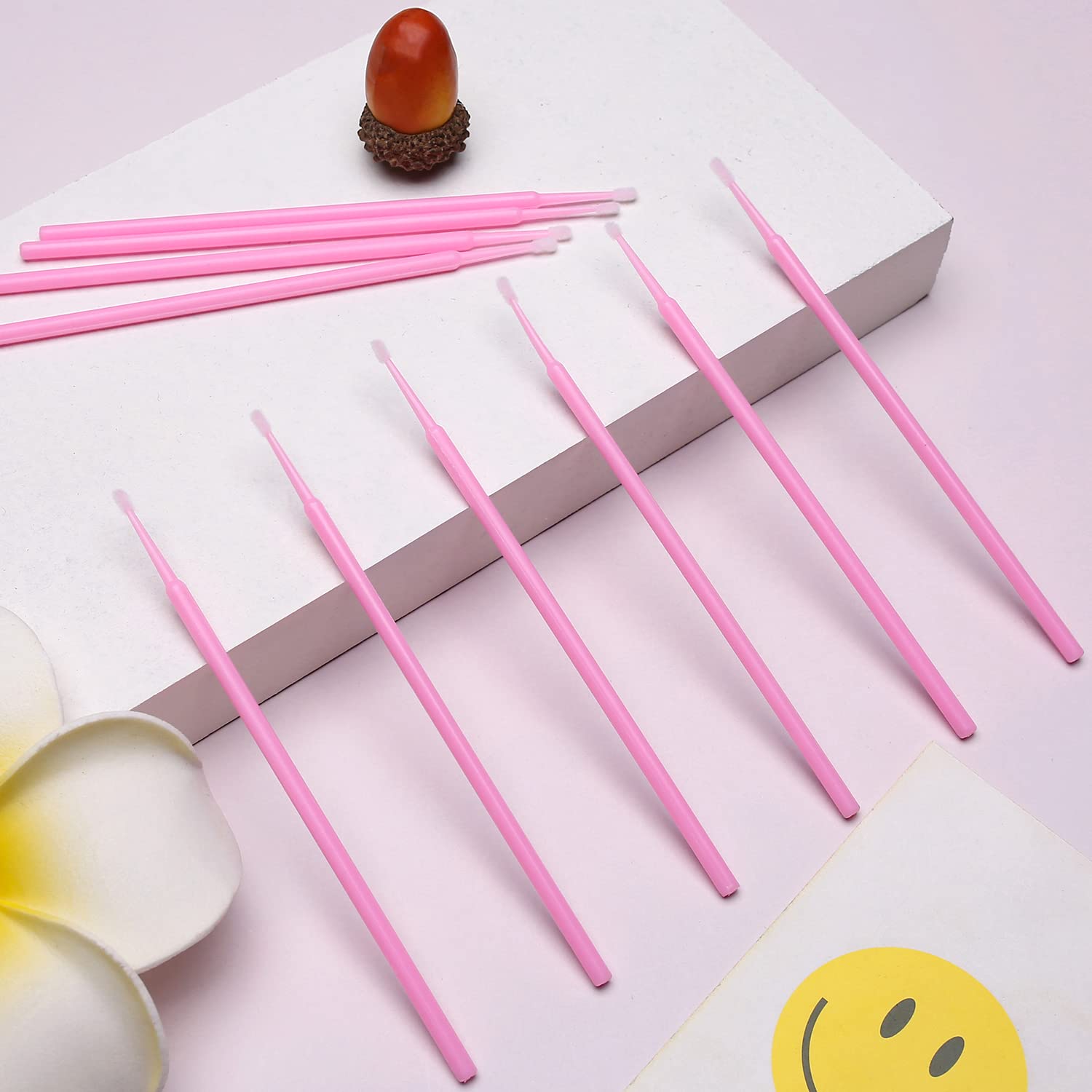 Akstore 600 PCS Disposable Micro Applicators Brush Eyelash Extension Individual Applicators Mascara Brush for Make up and Clean and Compatible and Personal Care (Pink)