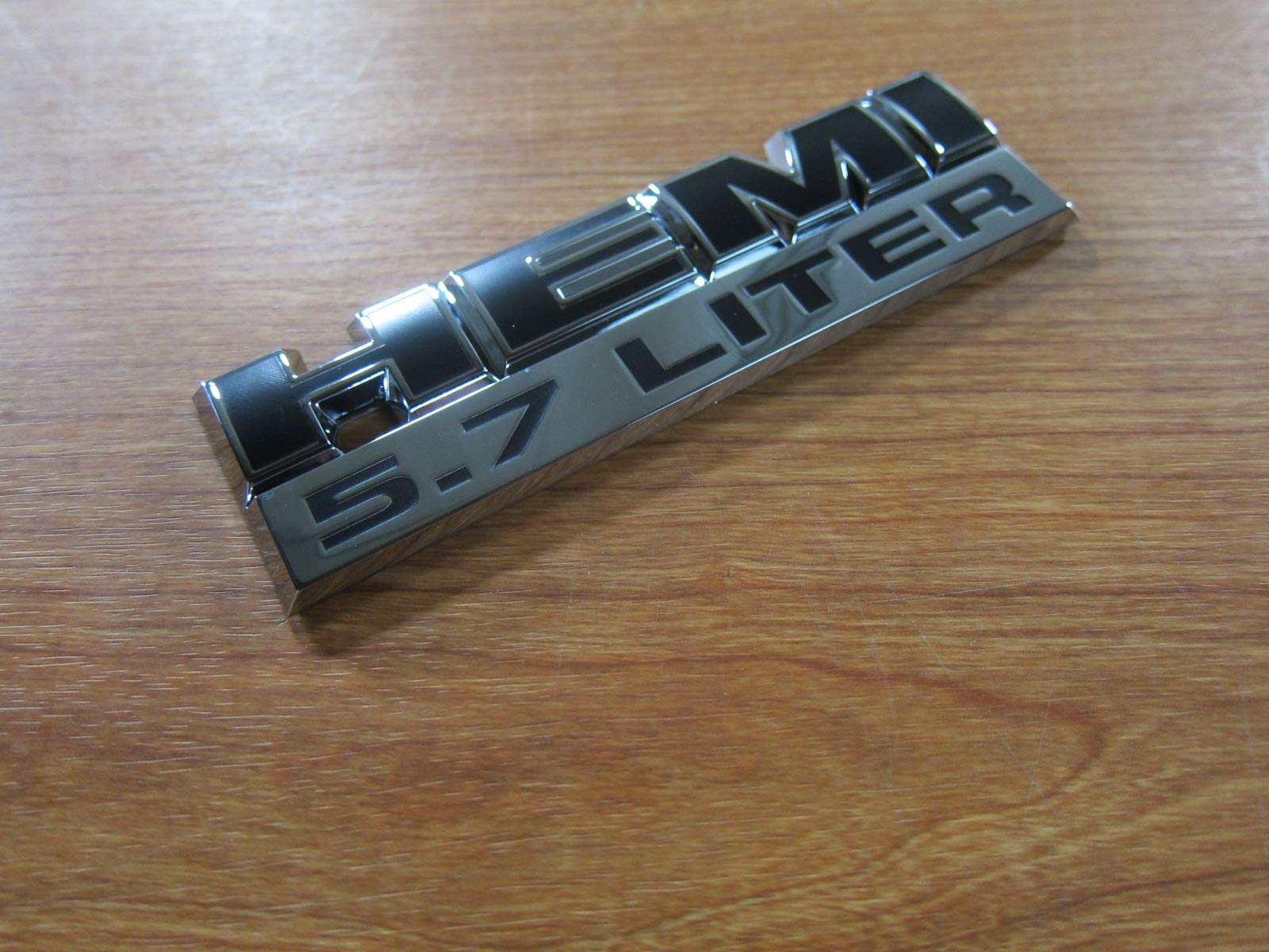 2006-2012 Ram 1500 2500 3500 5.7L HEMI Right Or Left Fender Emblem Mopar OEM