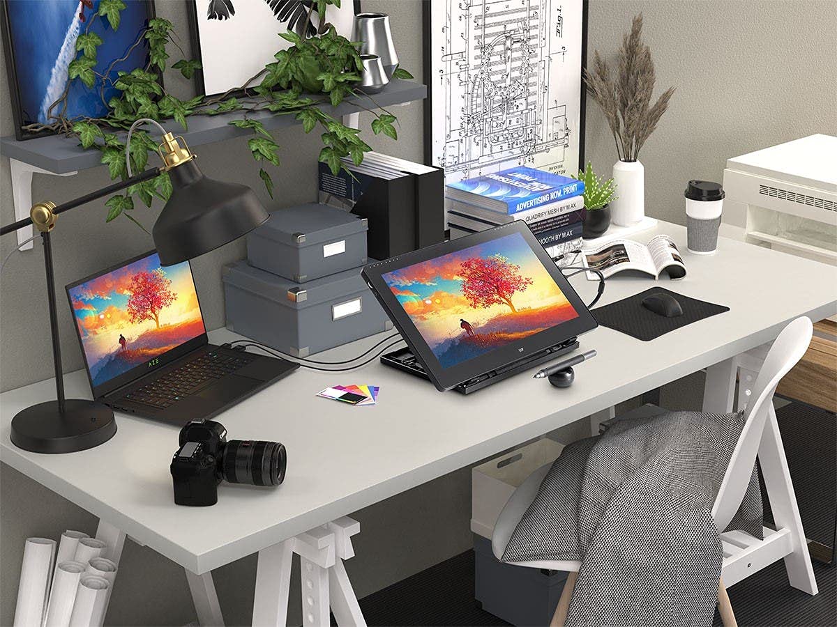 Monoprice Creator 16 Touch Graphic Pen Display - 1.3 Feet - Black, FHD, IPS, 8192 Pressure Levels, 5080 LPI, 266 RPS, USB-C, Multi-Touch, Mac OS X/Windows