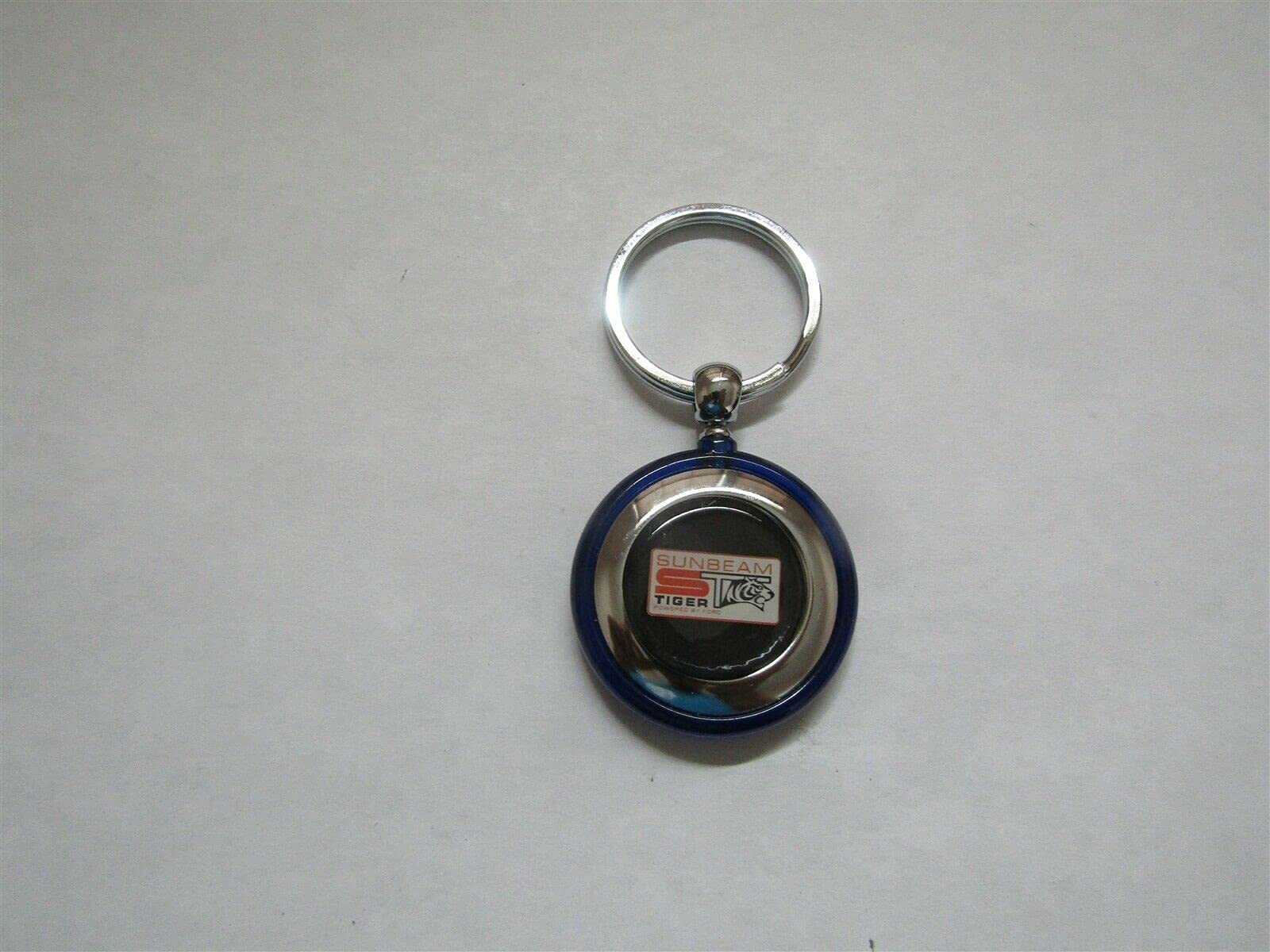 1960's SUNBEAM TIGER VINTAGE LOGO ROUND PLASTIC KEYCHAIN - BLUE
