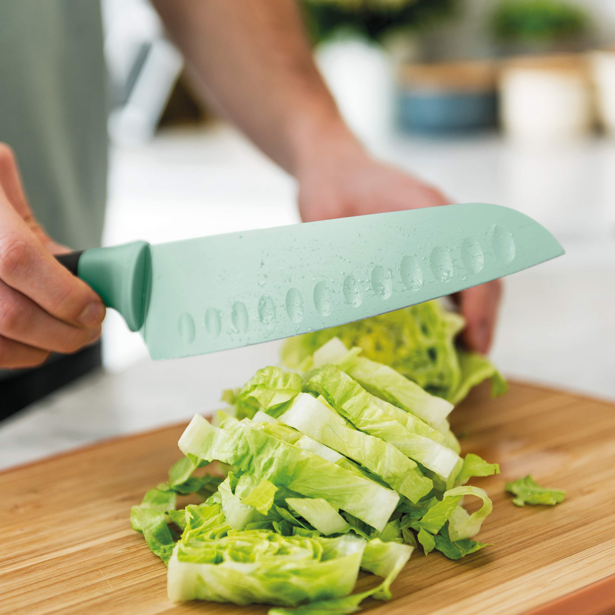 Berghoff LEO Non-stick Sharp Serrated Stainless Steel Blade Set of 2pc Santoku & Bread Knives Ergonomically Designed Handle PP Fitted Protective Sleeve Well-balanced Soft-touch PP Handle