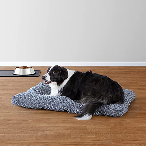 Amazon Basics Plush Pet Bed and Dog Crate Pad, Large, 40 x 27 x 3.5 Inches, Gray Swirl