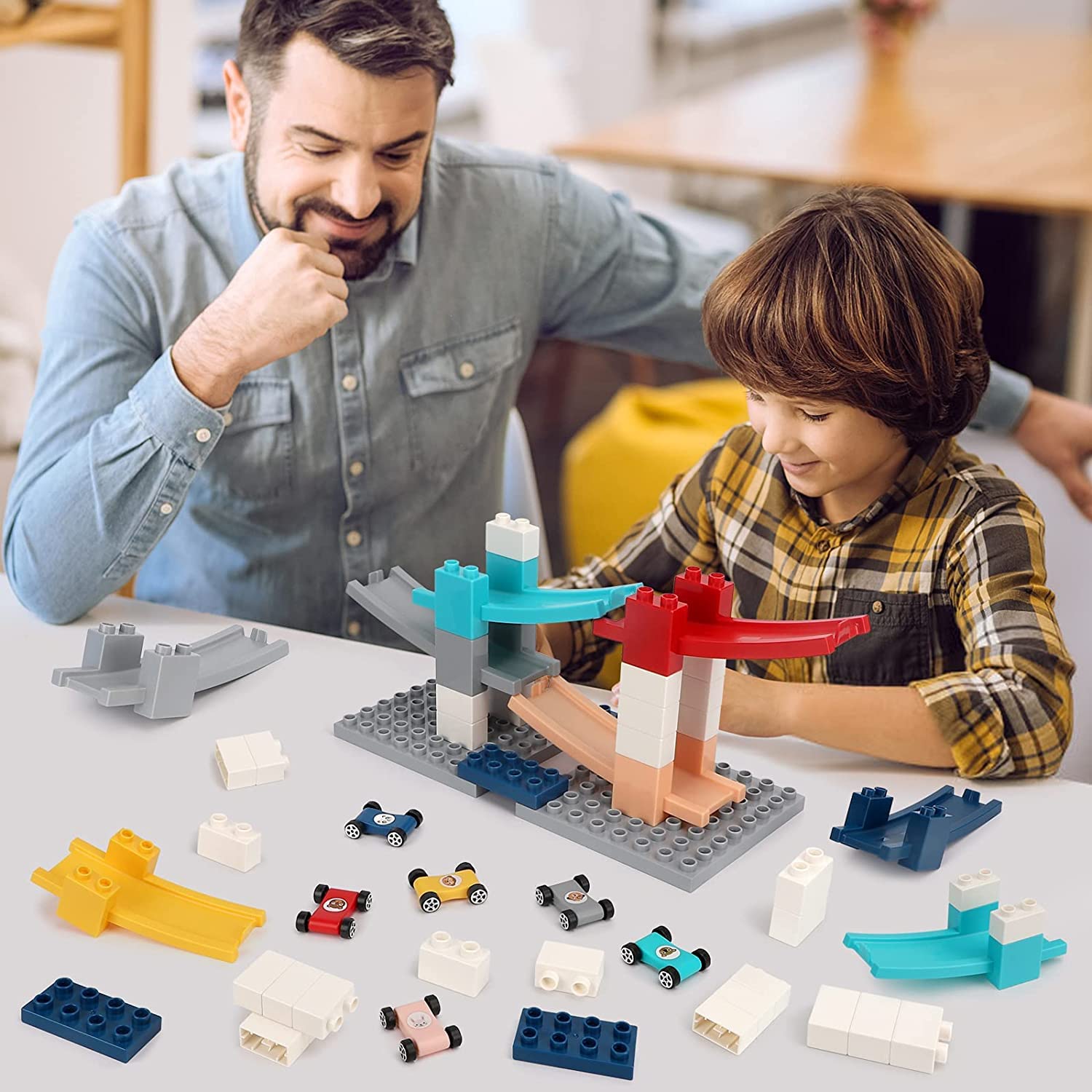 Aomola Car Ramp Toy with Classic Big Building Blocks,Creative DIY Building Bricks Compatible with All Major Brands,Car Ramp Racer for Toddlers with 6 Mini Cars,Storage Box & Base Plate