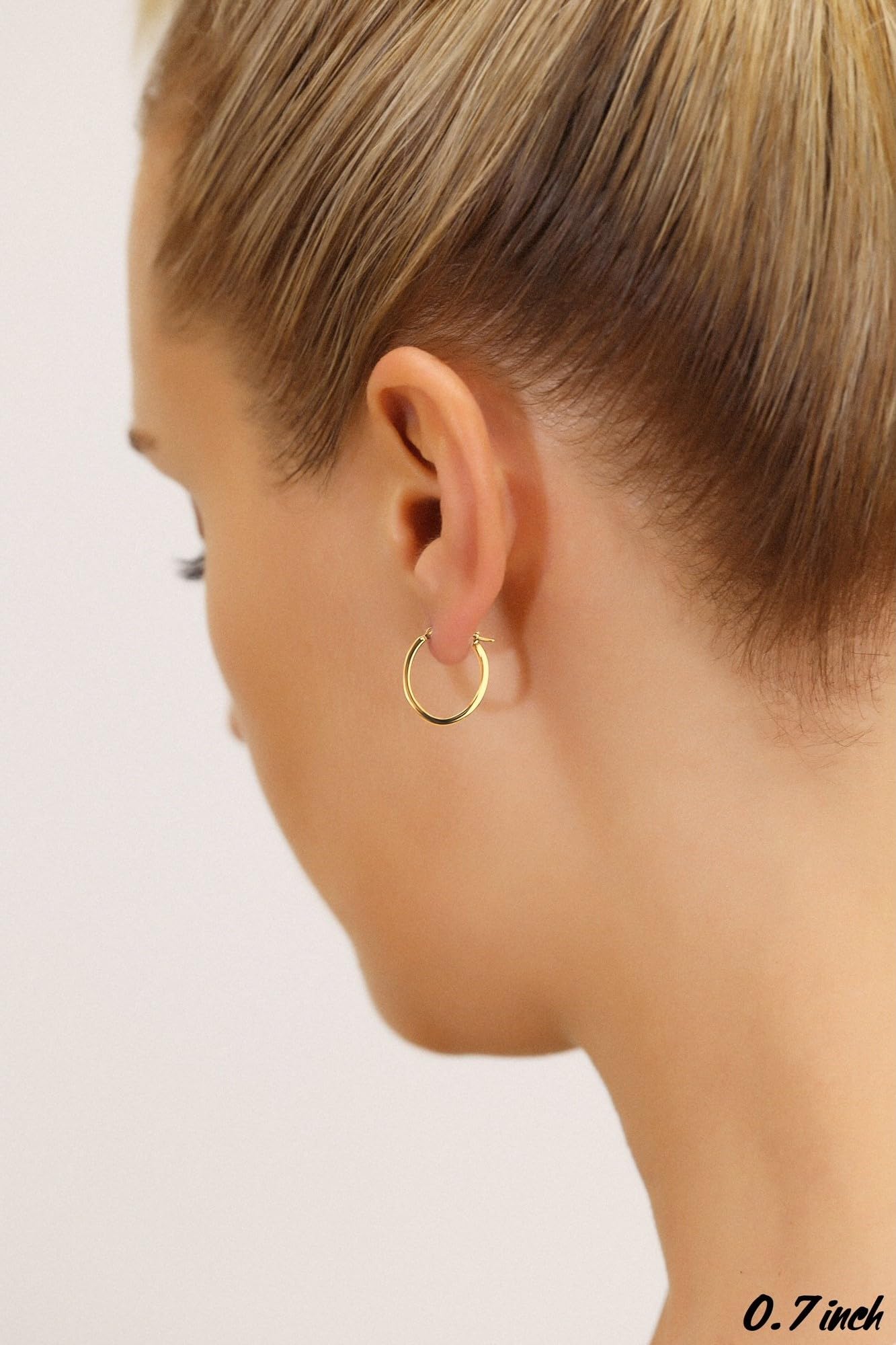 14k Gold Small Oval Polished Hoop Earrings (0.7 inch Diameter) (yellow-gold)…