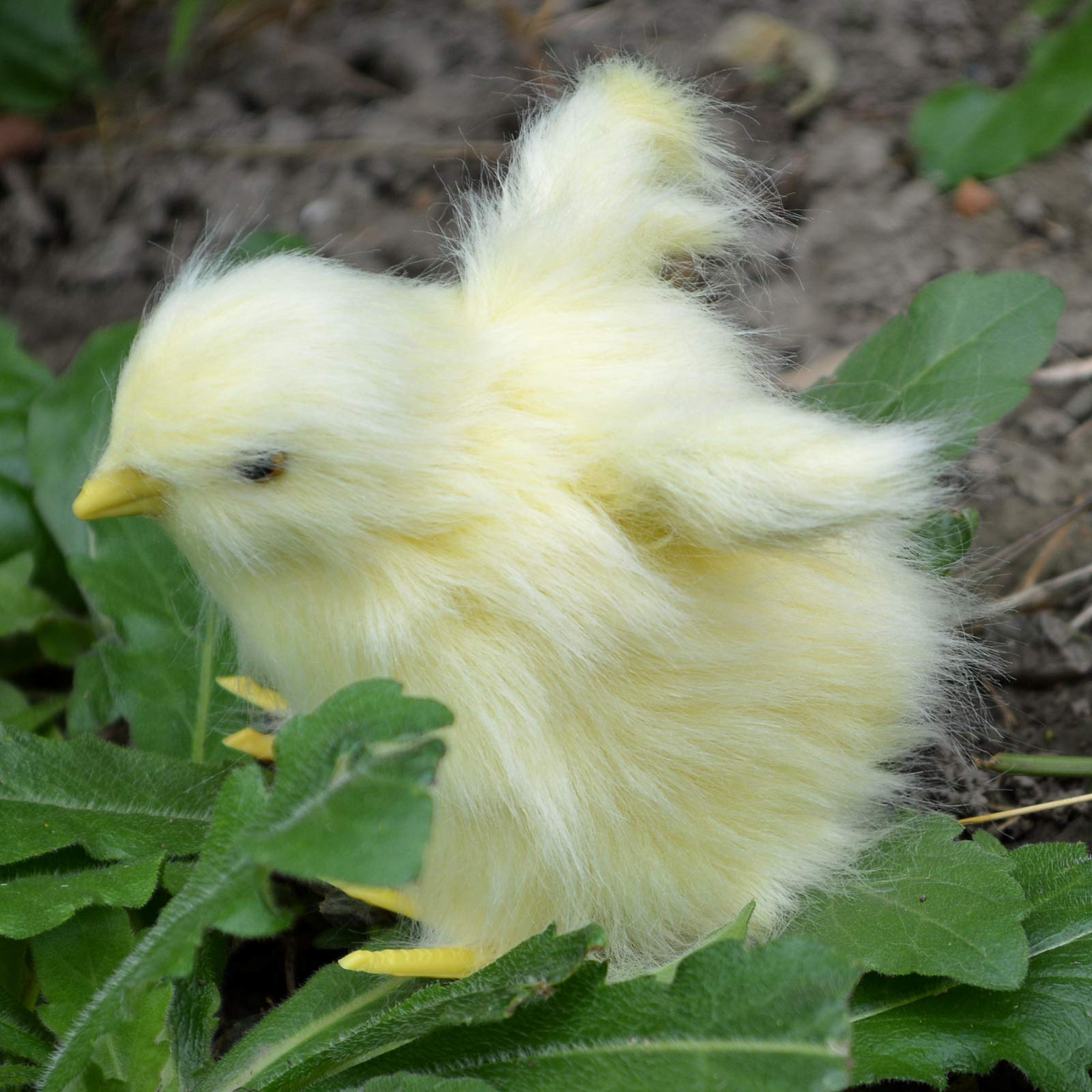 4 x Realistic Furry Baby Chicks Lifelike Plush Fur Animal Spring Easter Chicken Decoration
