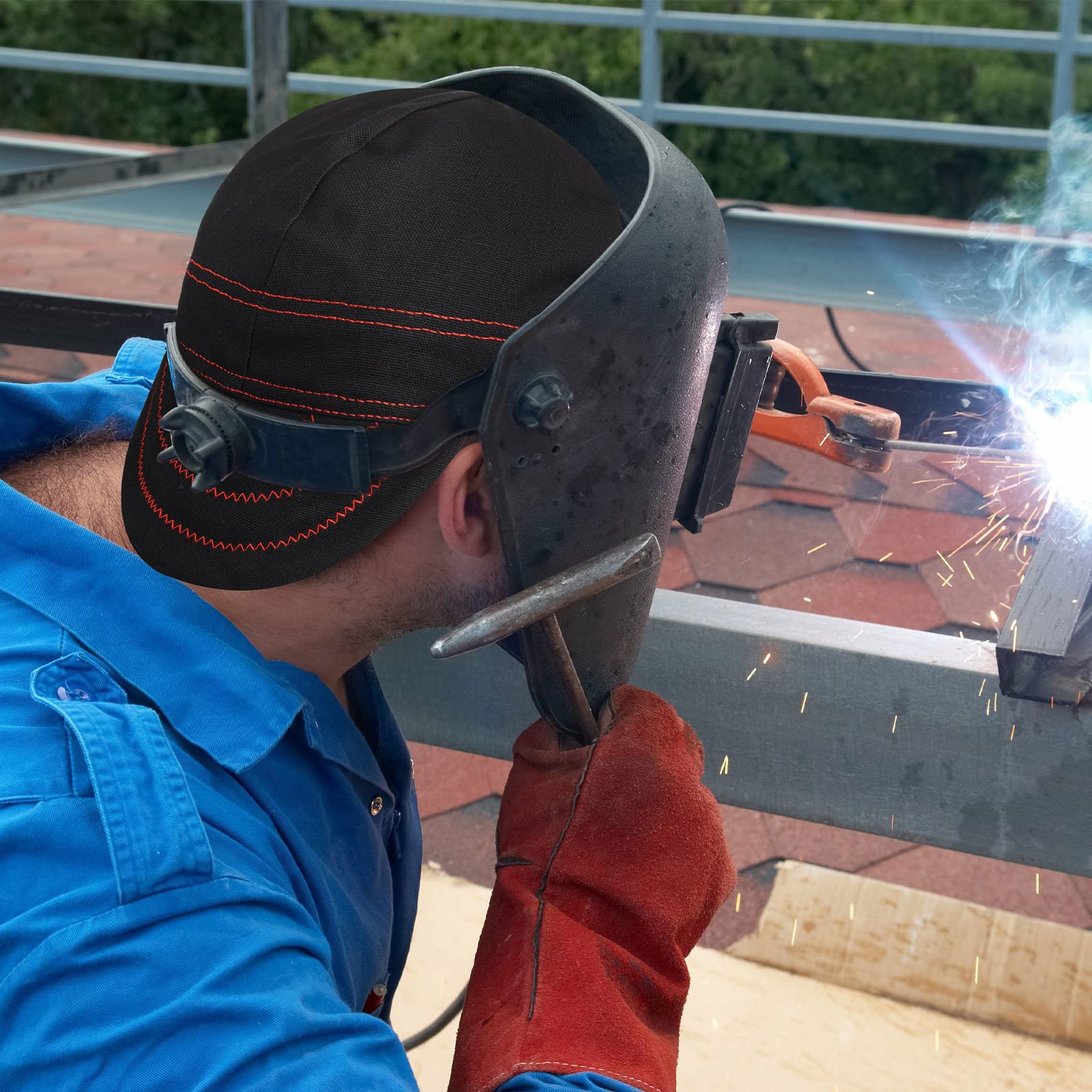2 Pcs Welding Cap Flame Resistant Welders Caps Reversible Cotton Soft Short Crown Welders Hats with Elastic for Men Women Electrician(Black, Red)