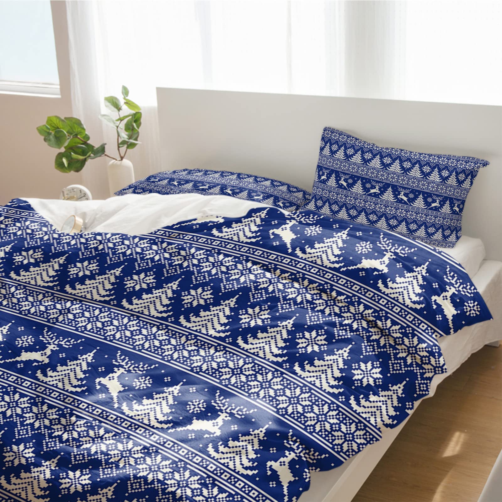 3 Pieces Twin Bedding Duvet Covers Set Winter Geometric Xmas Tree Reindeer Soft Quilt Cover and Pillow Shams, Comforter Cover Sets with Zipper Closure for Bedroom Decor Christmas Ethnic Red Blue