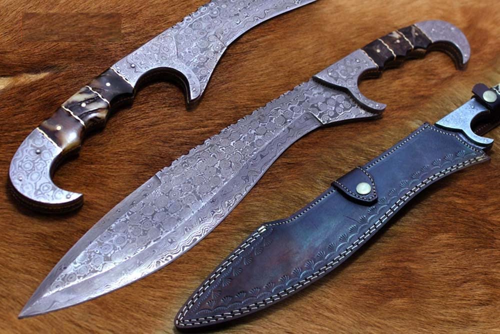 16" Long hand forged rain drop pattern Damascus steel Hunting Bowie Knife, Natural Ram horn scale with Damascus bolster and finger guard, Cow Hide Leather sheath with belt loop included