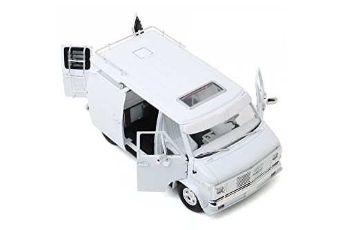 1976 Chevy G-Series Van, White - Greenlight HWY18023-1/18 Scale Diecast Model Car