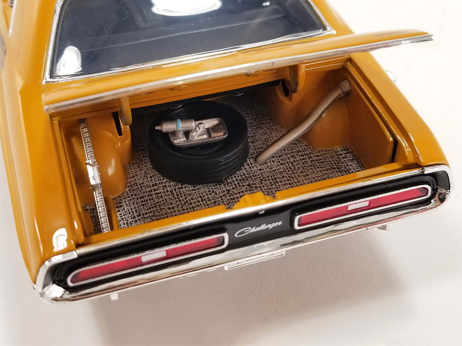 1971 Challenger R/T Hemi Butterscotch Orange with Black Stripes Limited Edition to 462 Pieces Worldwide 1/18 Diecast Model Car by Acme A1806023