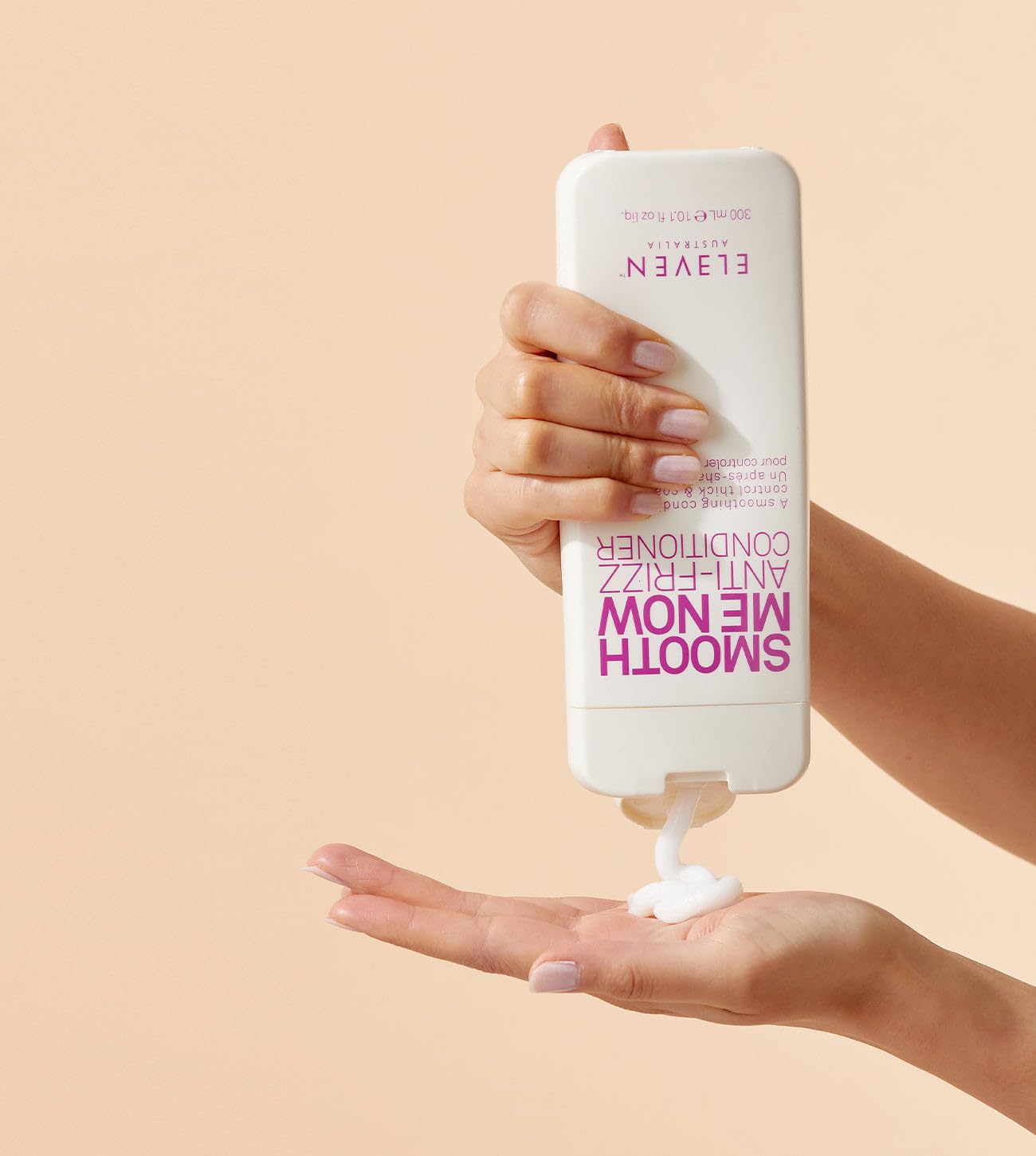 ELEVEN AUSTRALIA Smooth Me Now Anti-Frizz Conditioner Soothes & Strengthens The Hair - 10.1 Fl Oz