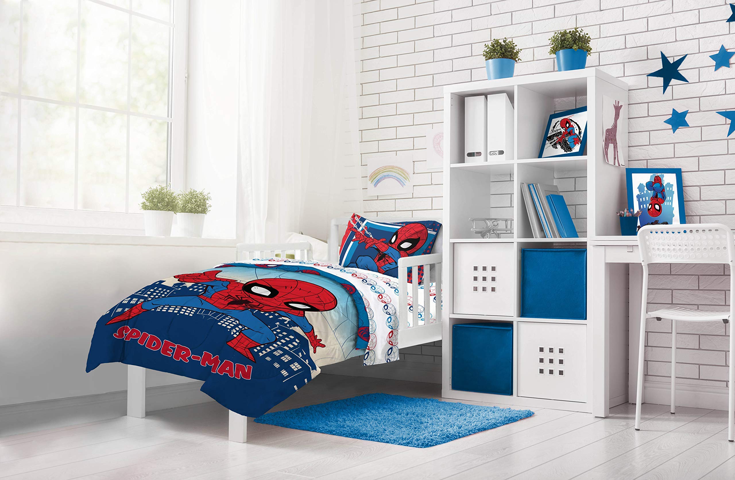 Jay Franco Marvel Super Hero Adventures Go Spidey Toddler 5-Piece Bedding Bundle- Includes Bed Set, Pillowcase