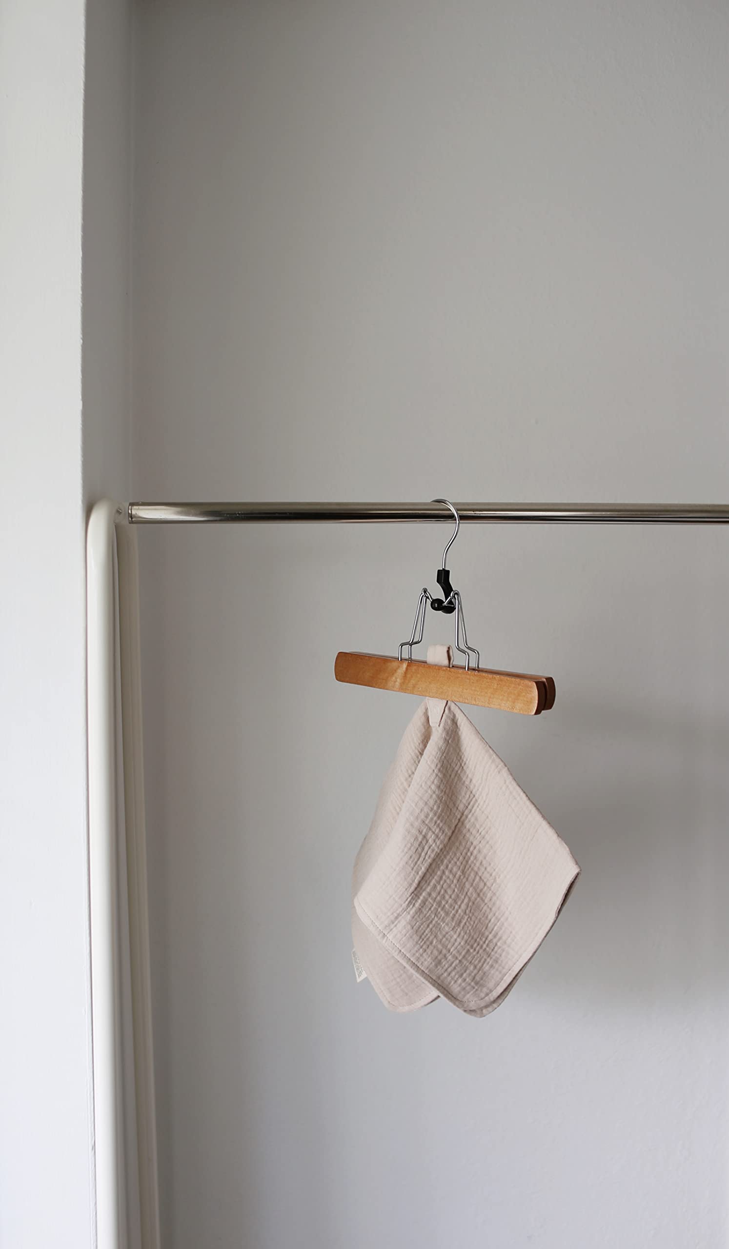 Marlowe & Co Organic Cotton Muslin Baby Blanket with Snap Closure, 15 in x 15 in Lovey with Holder (Natural Sand)