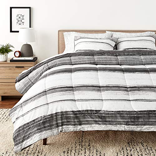 Avondale Manor Laken 7-Piece Bed in a Bag, Queen, Black
