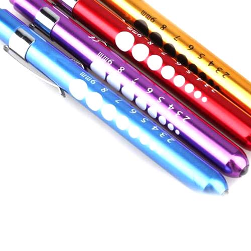Move on Medical Penlight Pocket Pen Flashlight Emergency Relief Replaceable Battery Reusable Suitable for Surgeons, Nurses, Multicolor