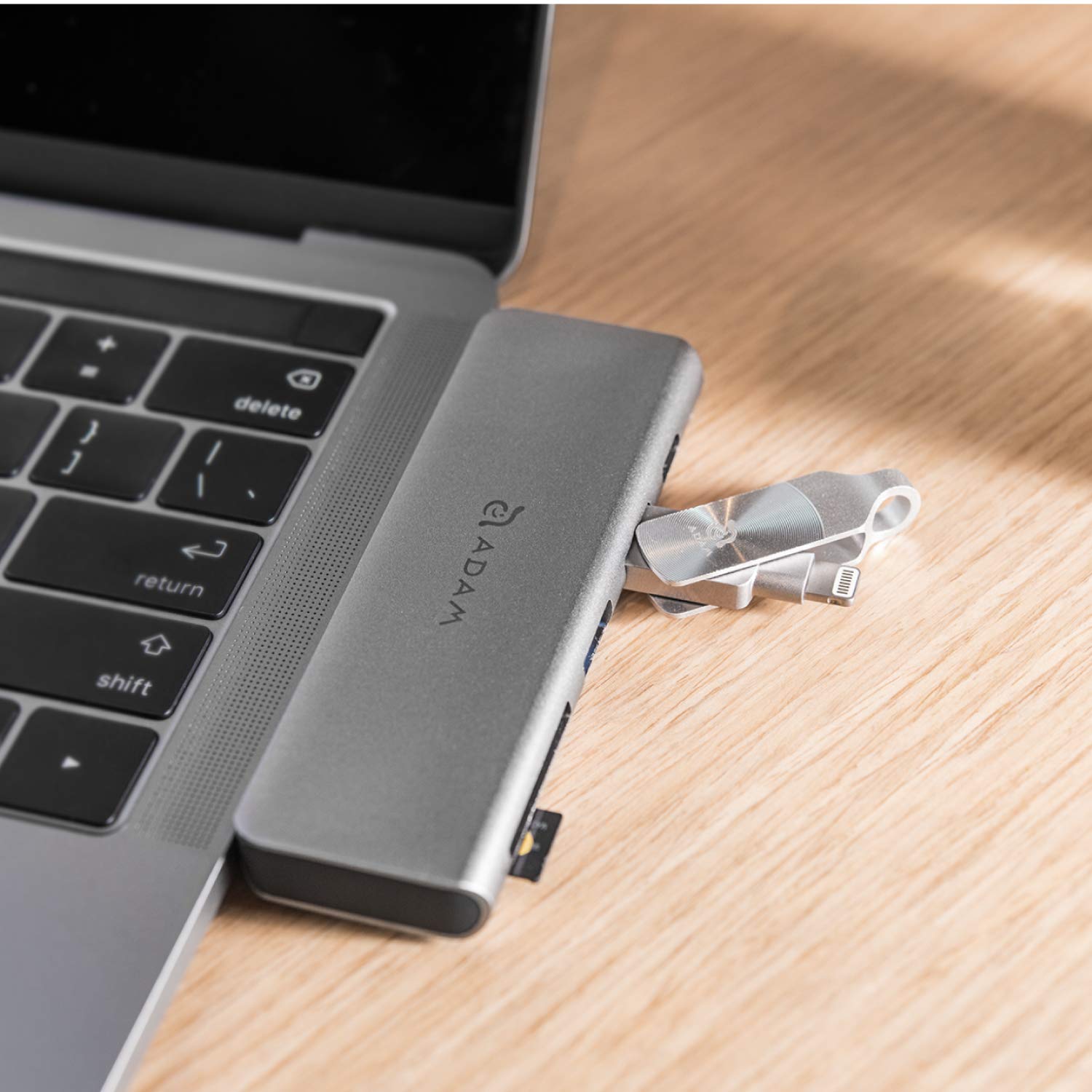 ADAM elements CASA Hub 5E - Universal 5-in1 Card Reader USB-C Hub - SD + MicroSD High Speed Writes and Reads, Fast Charging 60W USB-C PD 3.0, Ultimate 3.1 USB Data Transfer - Grey